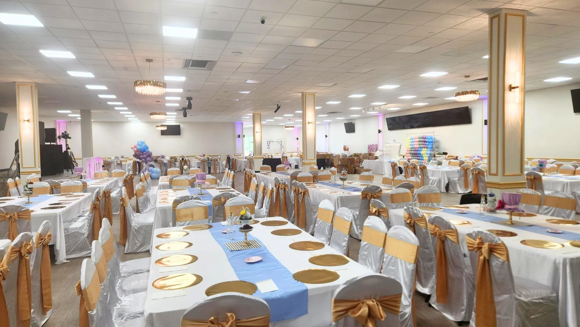 Golden Ballroom Tables Decorated for Sweet 16
